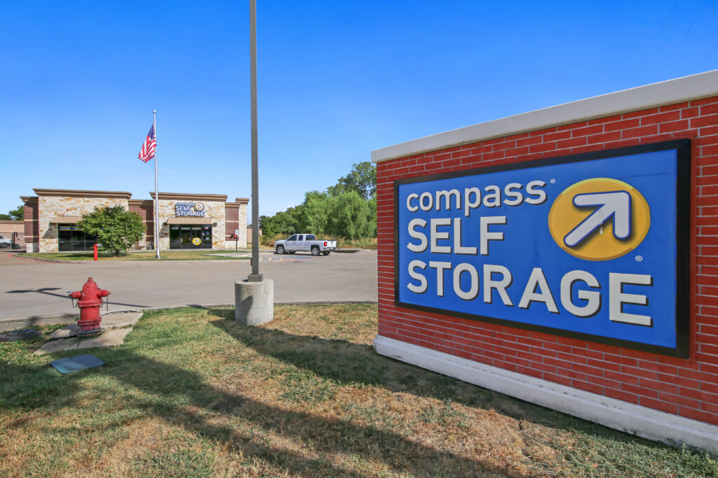 Self Storage in Grand Prairie TX & S Arlington | Compass Storage